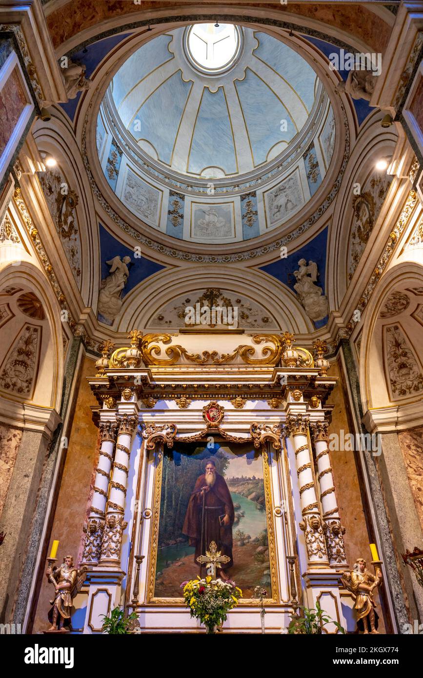 The Interior of Noto Cathedral (Cattedrale di Noto), Sicily, Italy ...