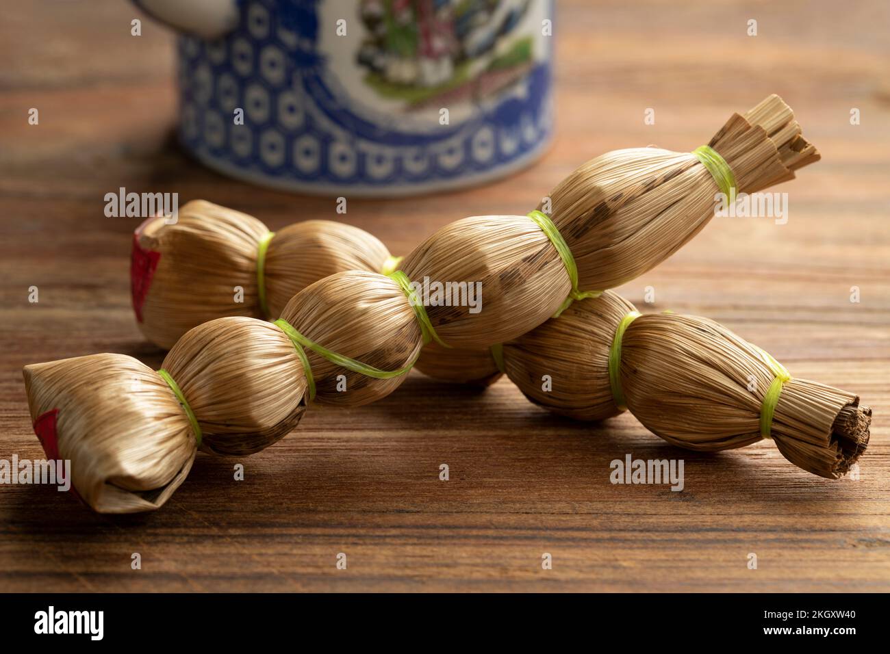 Traditional black Chinese Bamboo shell tea close up Stock Photo - Alamy