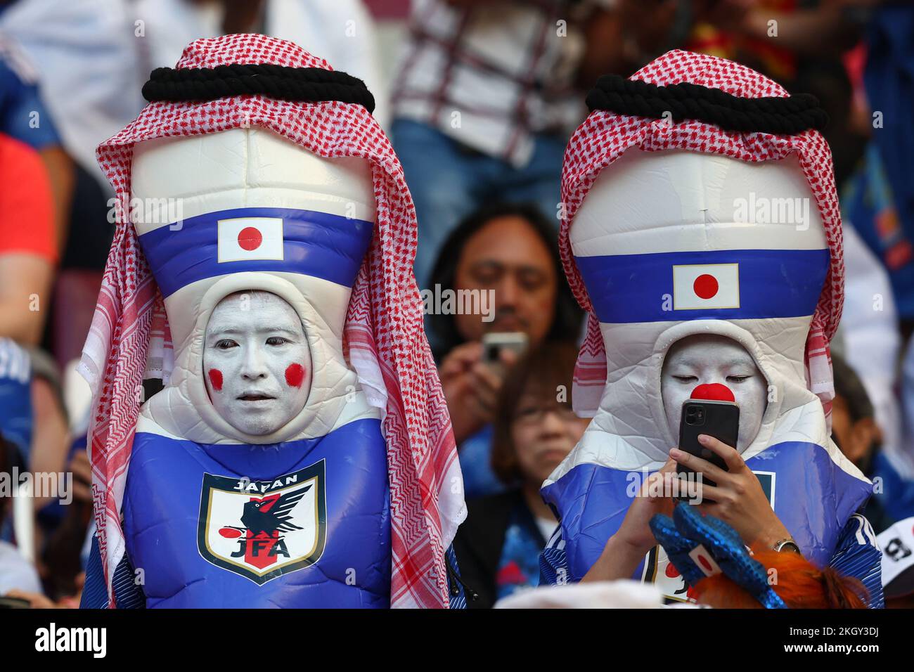 2022 fifa world cup fans japan hi-res stock photography and images - Alamy