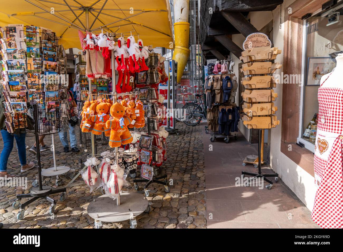 Strasbourg, France - 29.10.2022: Souvenir shop with traditional gifts ...