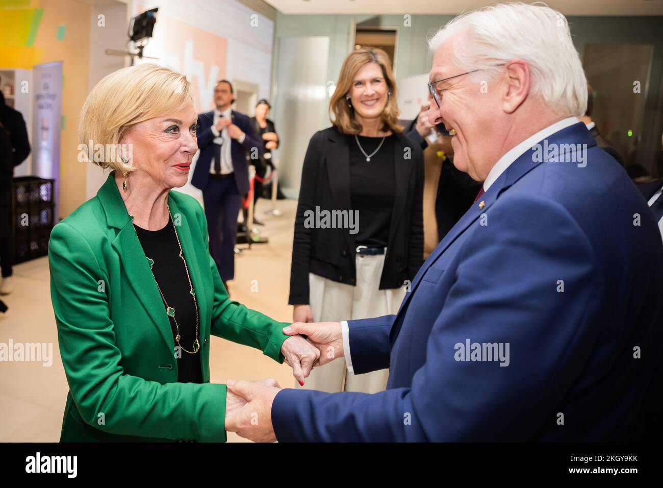 Berlin, Germany. 23rd Nov, 2022. German President Frank-Walter ...