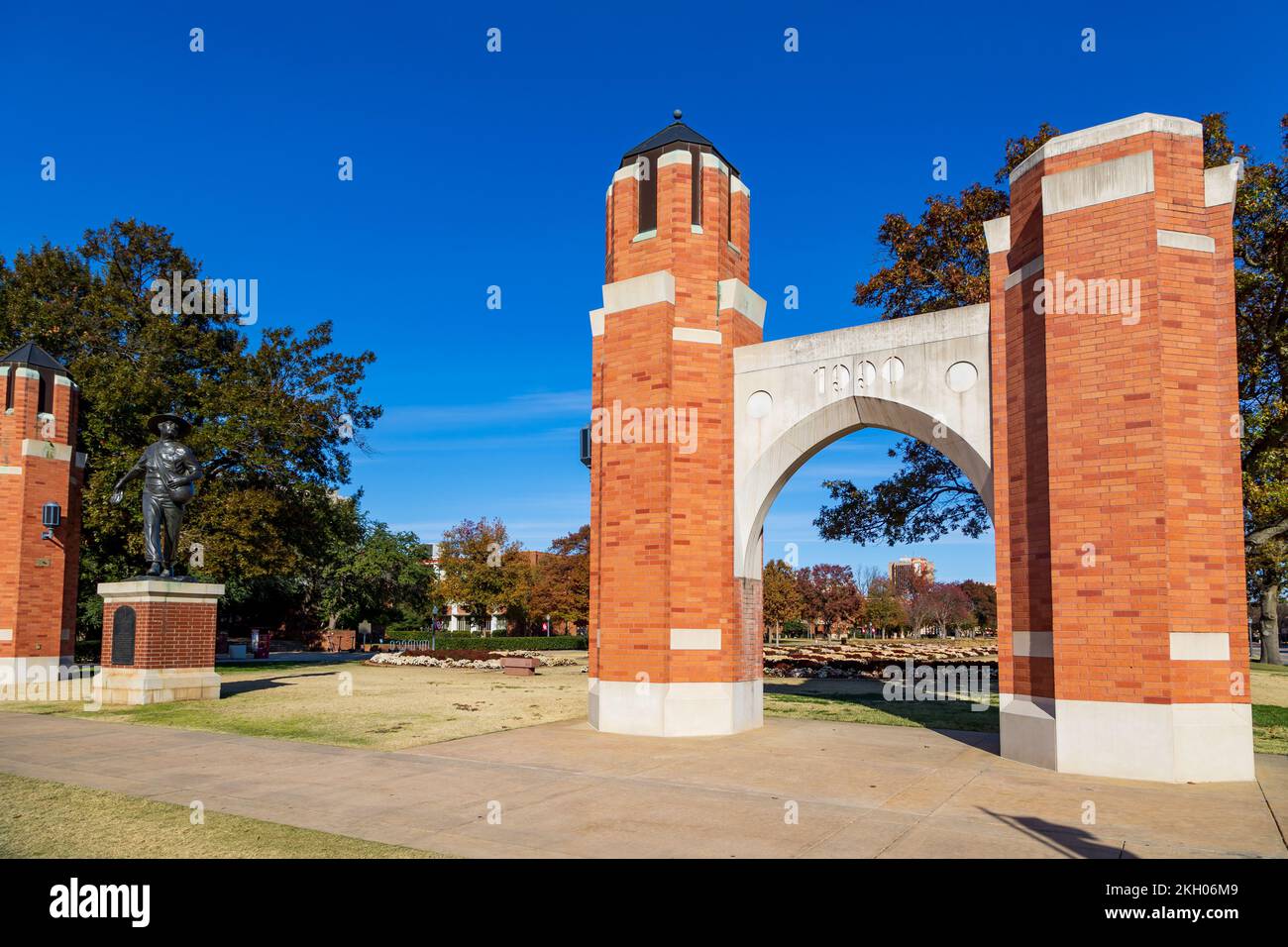 Oklahoma university campus hi-res stock photography and images - Alamy
