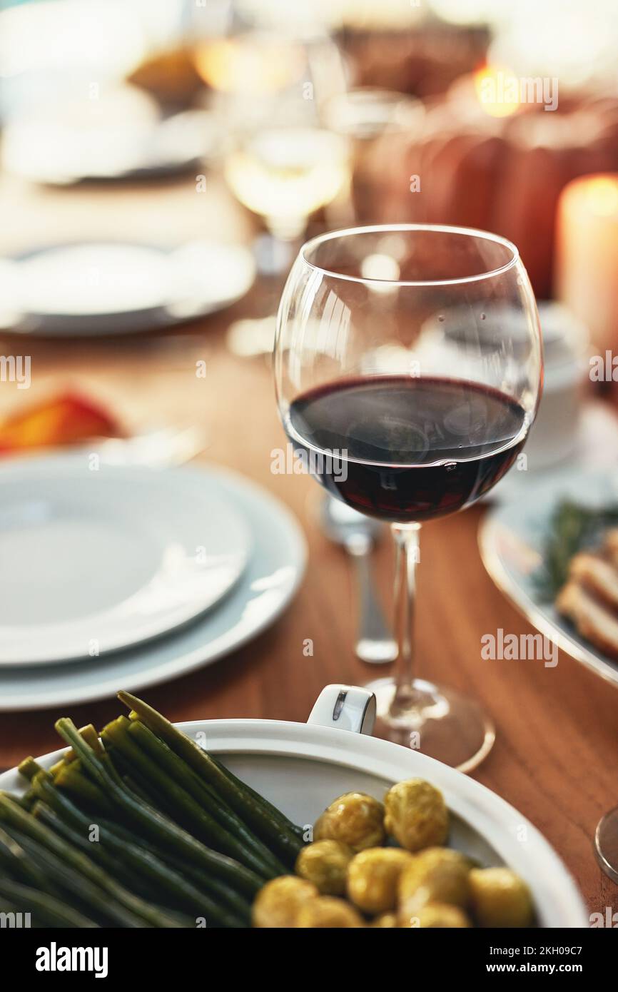 Glass of wine restaurant table hi-res stock photography and images - Alamy