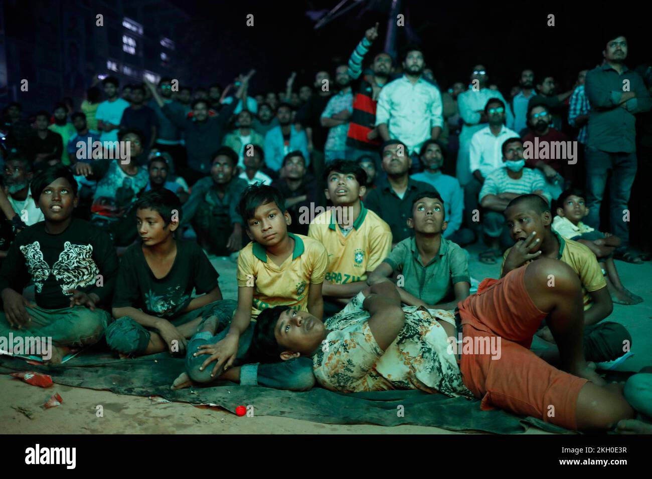 Dhaka, Bangladesh. 23rd Nov, 2022. Fans are enjoying Germany vs Japan ...
