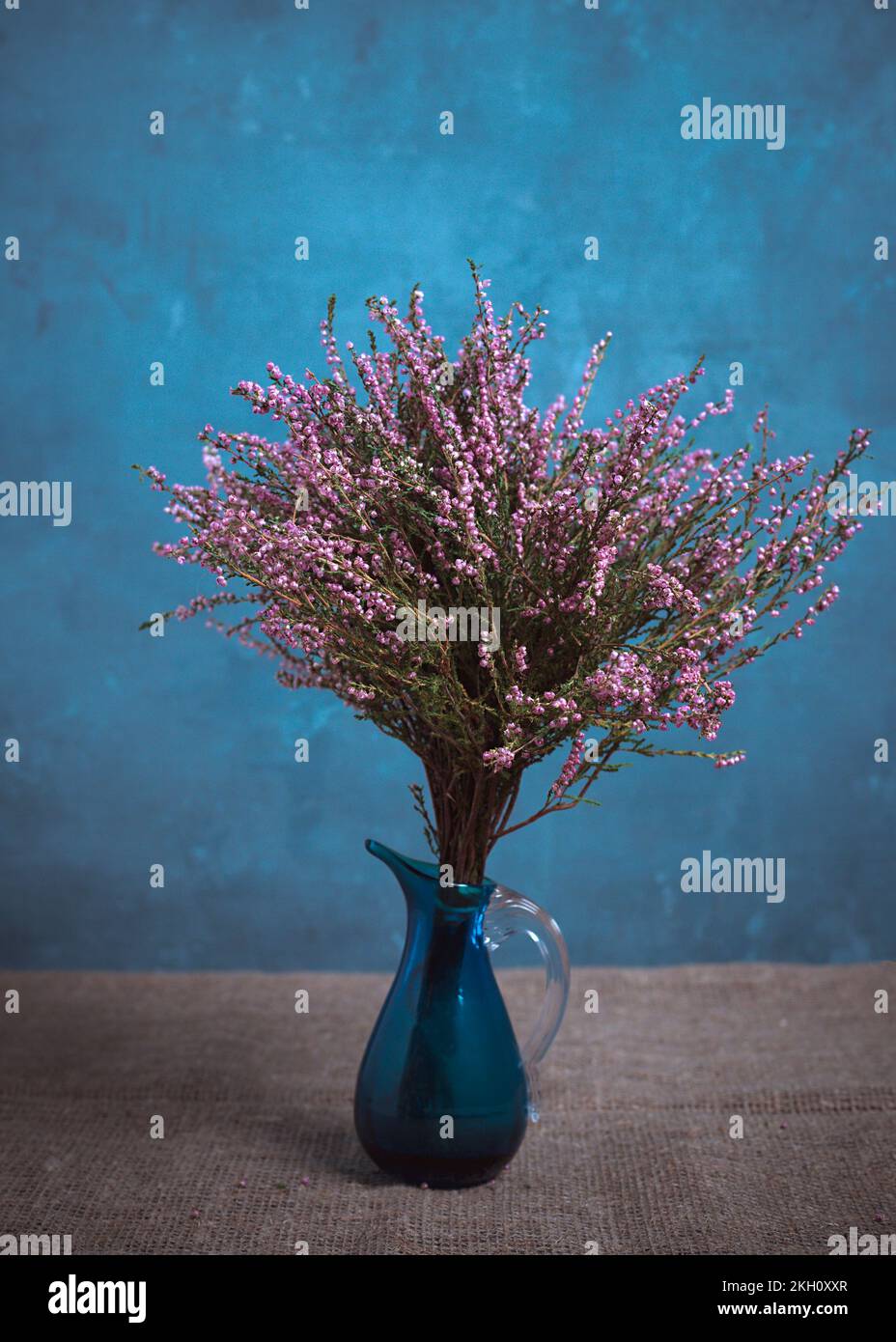 Classical still life drapery hi-res stock photography and images - Alamy