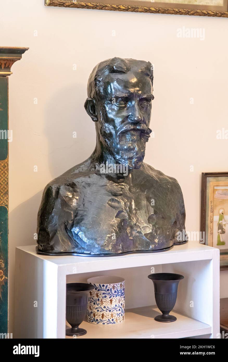 A bronze sculpture of George Bernard Shaw by Auguste Rodin Stock Photo ...