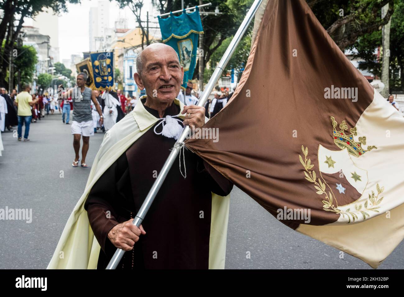 Spiritual procession with flags hi-res stock photography and images - Alamy