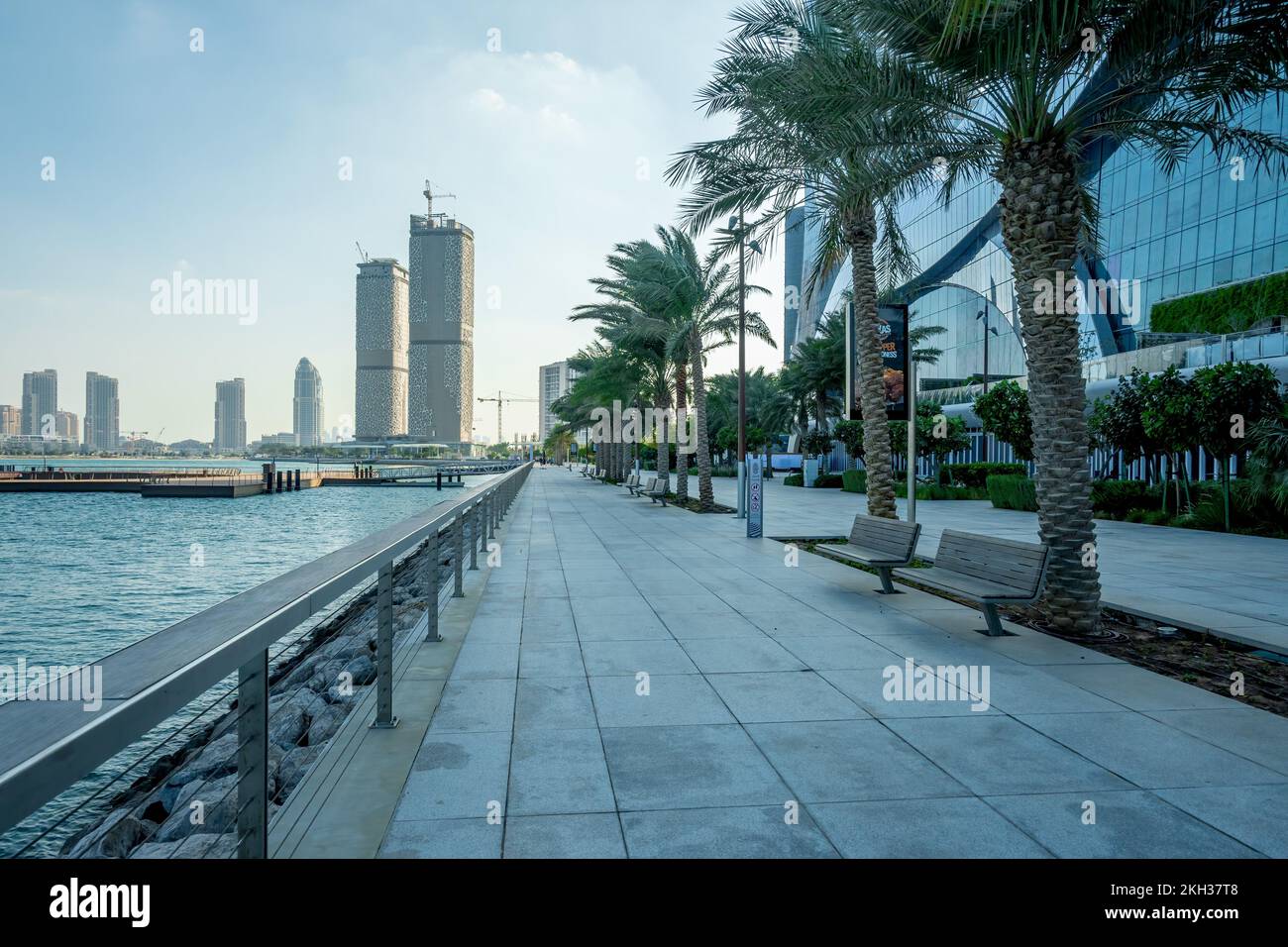 Crescent tower katara qatar hi-res stock photography and images - Alamy