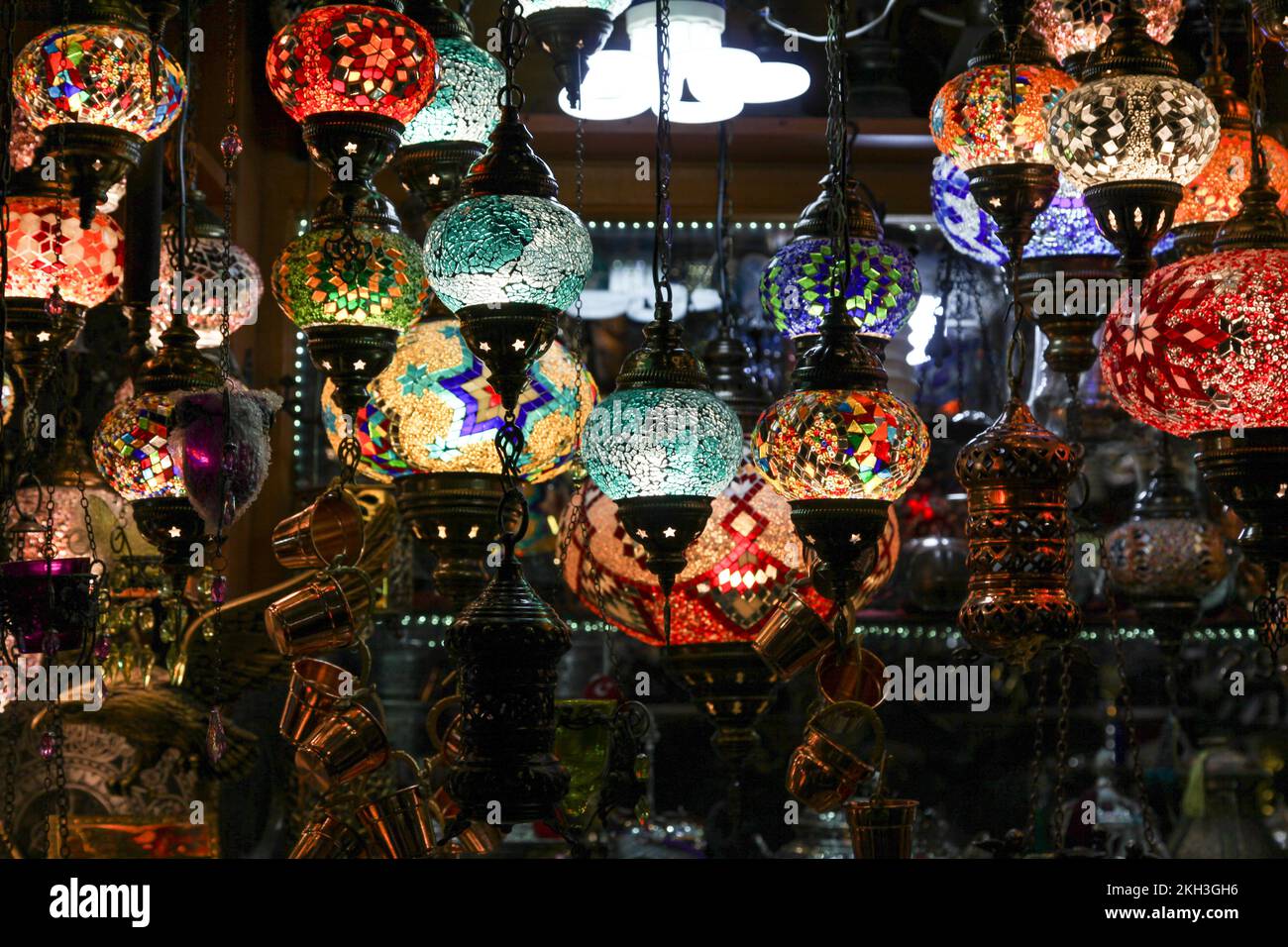 Colorful and decorative lanterns on store Stock Photo - Alamy