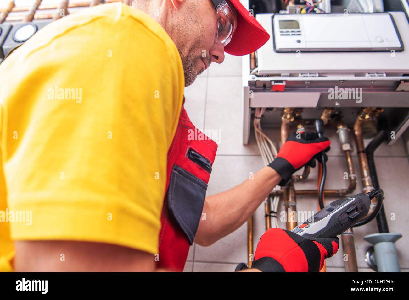 Man heater check hi-res stock photography and images - Alamy