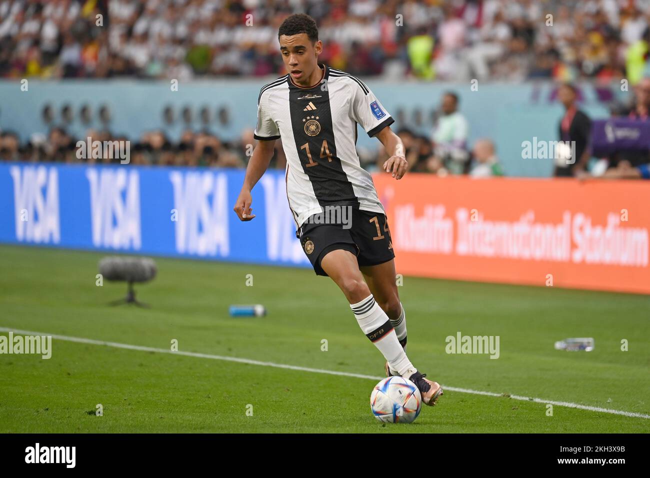 Jamal MUSIALA (GER), action, single action, single image, cut out, full ...