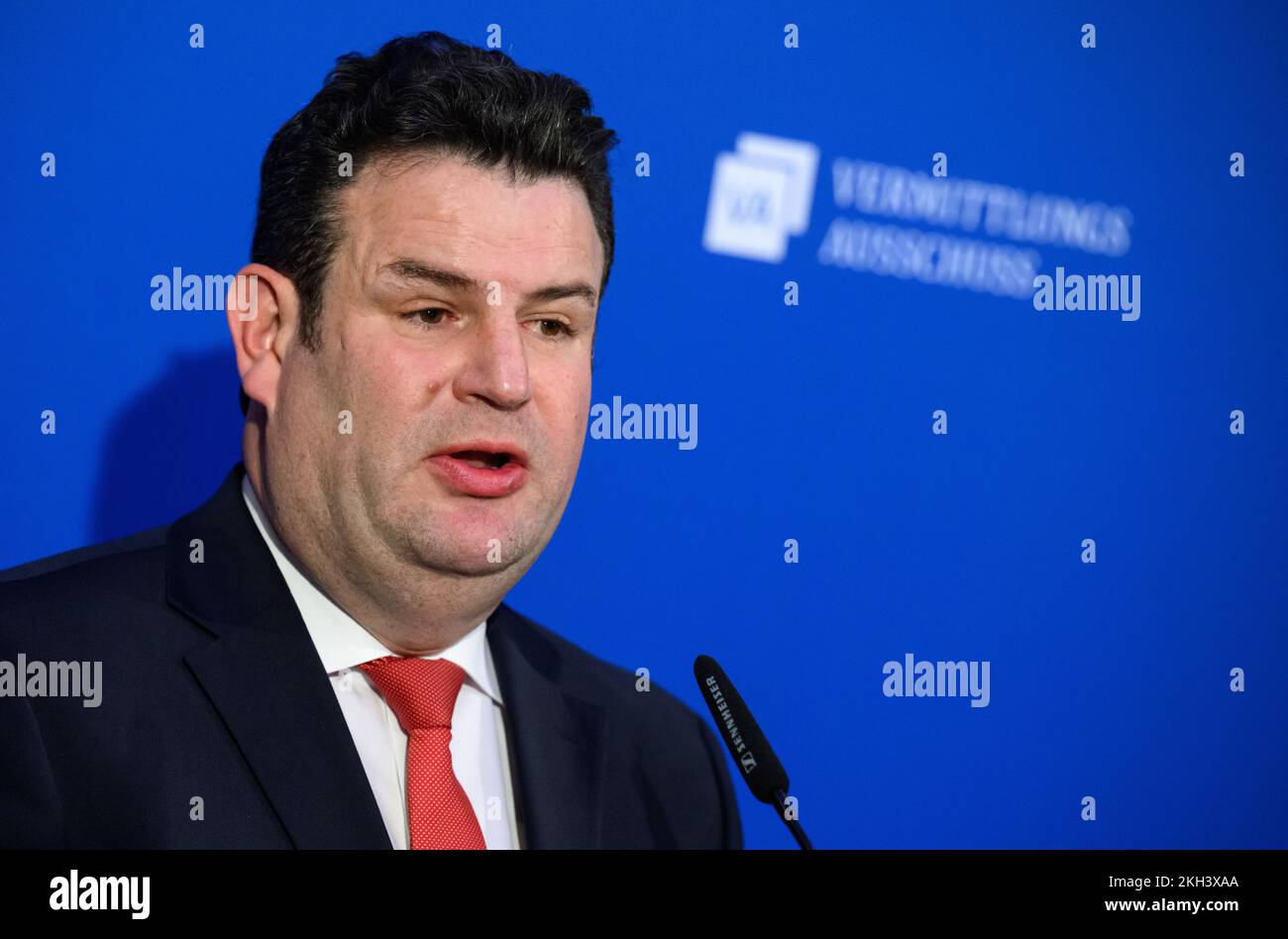 Berlin, Germany. 23rd Nov, 2022. Hubertus Heil (SPD), Federal Minister ...