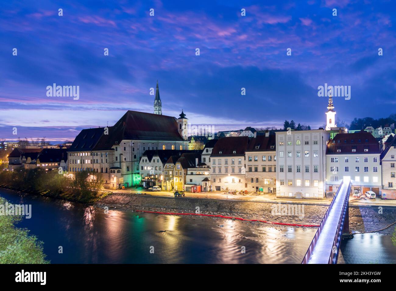 Steyr: river Enns, town parish church; Town Hall Tower, bridge Ennssteg ...