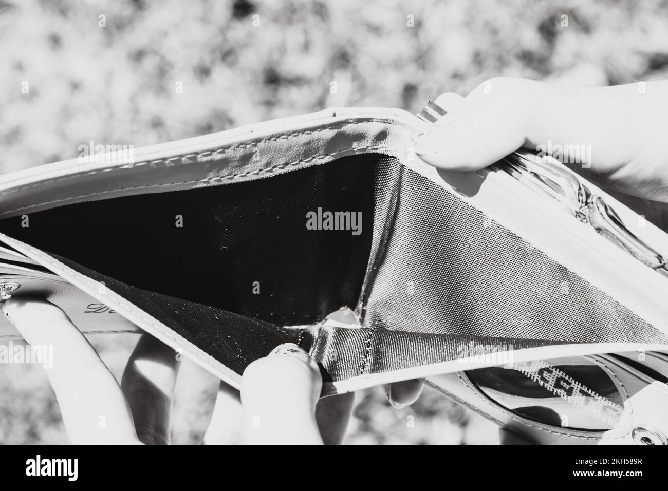 Expenses lack hi-res stock photography and images - Alamy