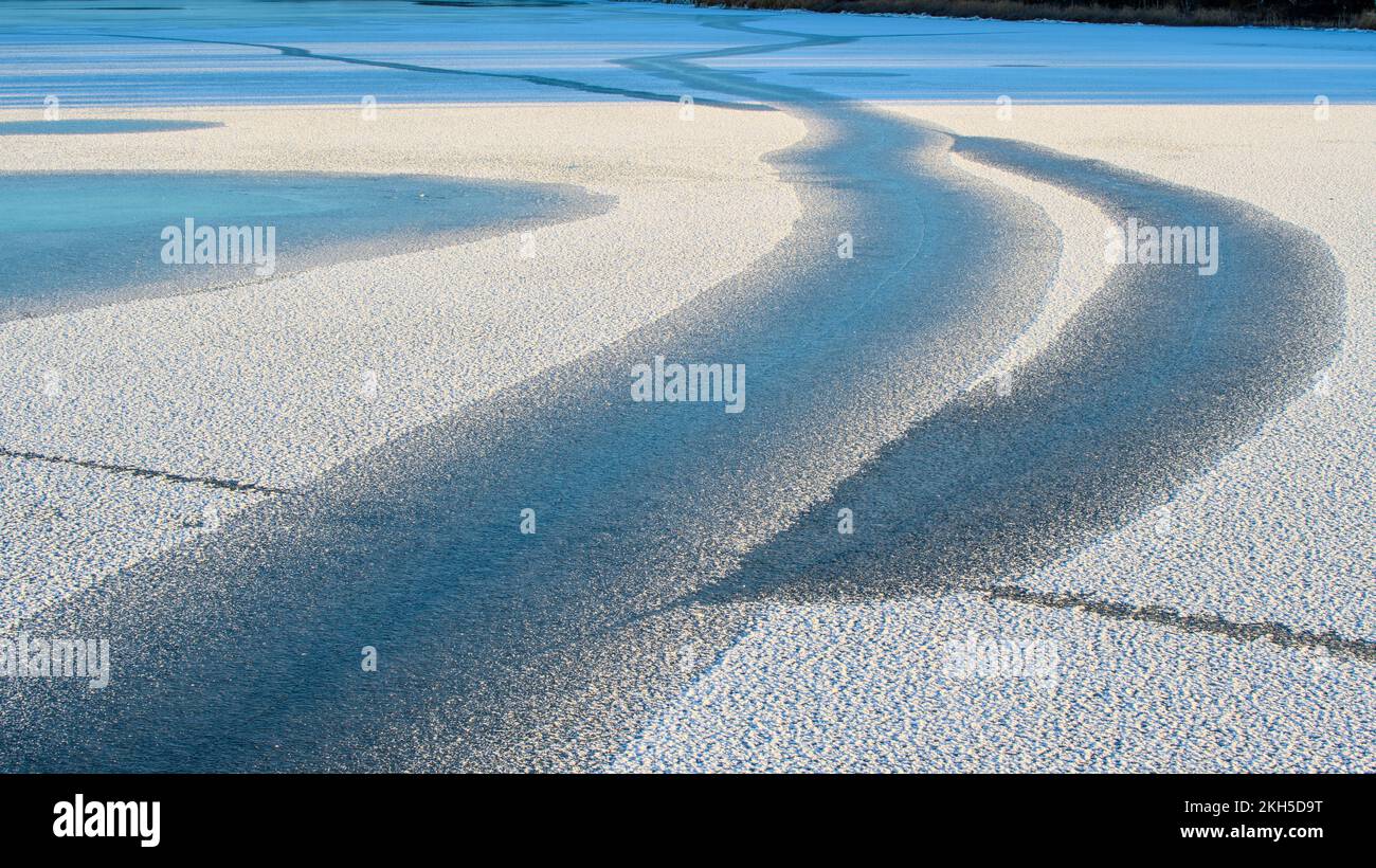 Ice and frost patterns on Kelly Lake, Greater Sudbury, Ontario, Canada ...
