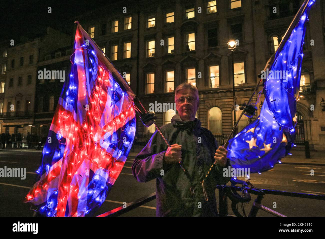 Flag of defiance hi-res stock photography and images - Alamy