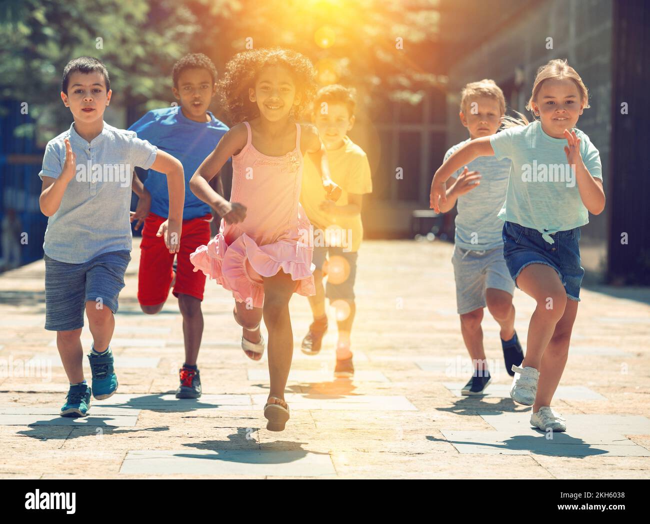 Children running down hi-res stock photography and images - Alamy
