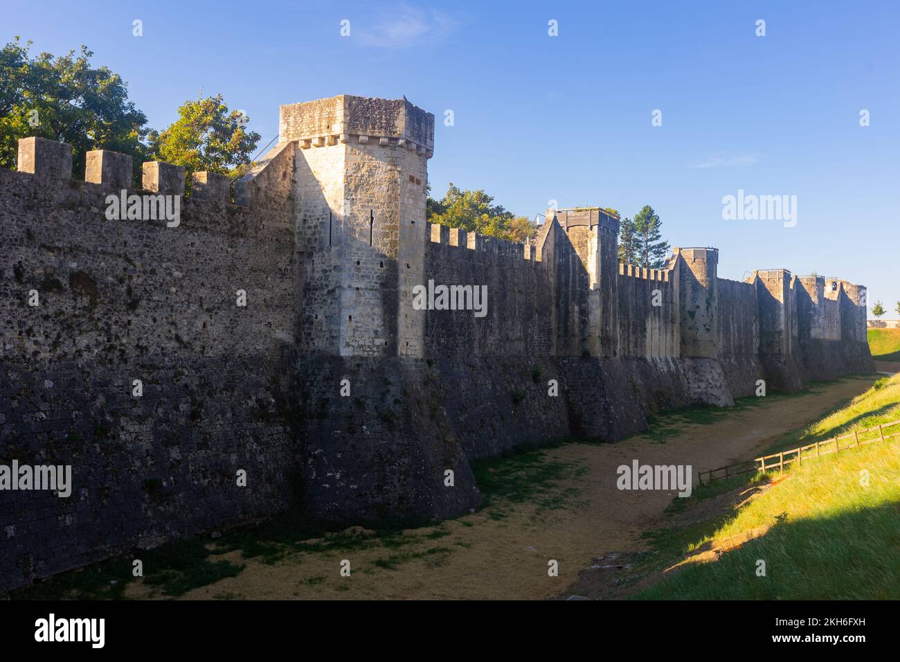 Best preserved medieval town hi-res stock photography and images - Alamy