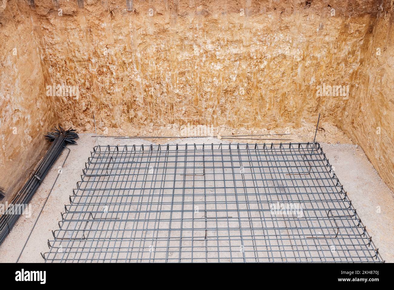 The rebar is the iron structure that forms the skeleton of a reinforced ...