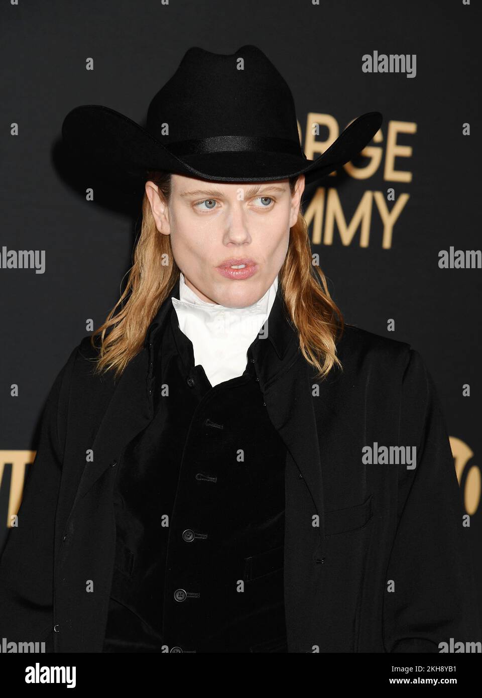 LOS ANGELES, CALIFORNIA - NOVEMBER 21: Kelly McCormack attends Showtime ...