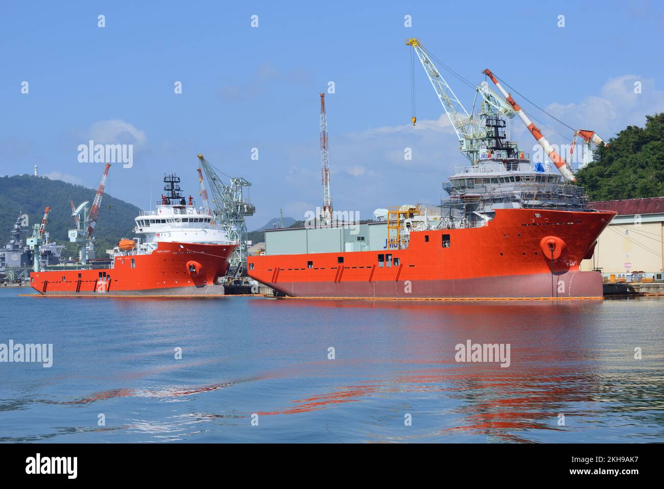 Swire pacific ocean hi-res stock photography and images - Alamy