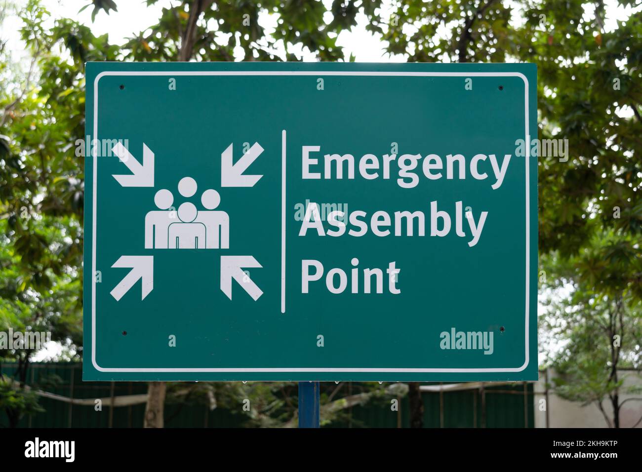 Assembly point sign in hi-res stock photography and images - Alamy