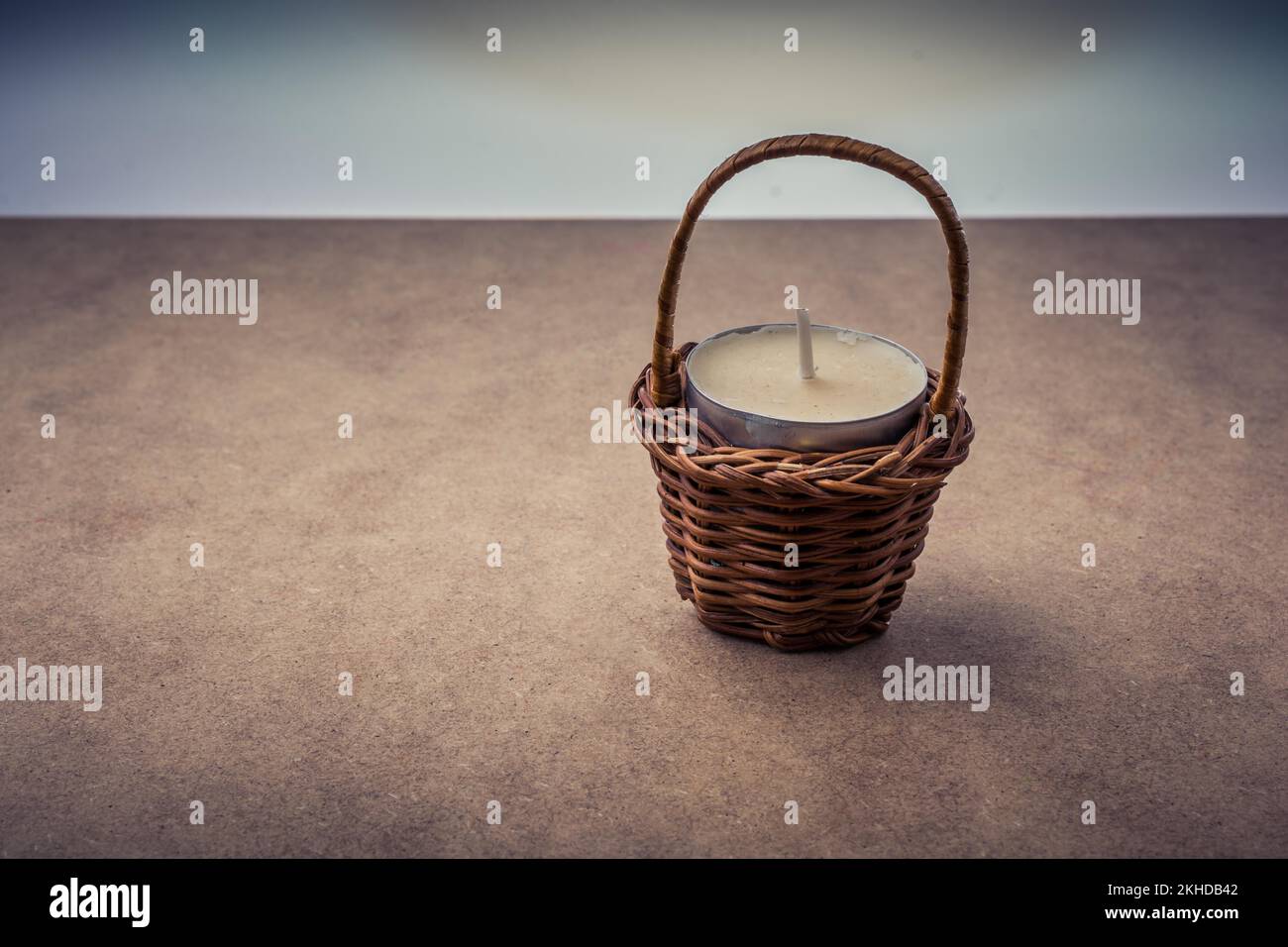 Empty wicker baskets are for sale in a market Stock Photo - Alamy