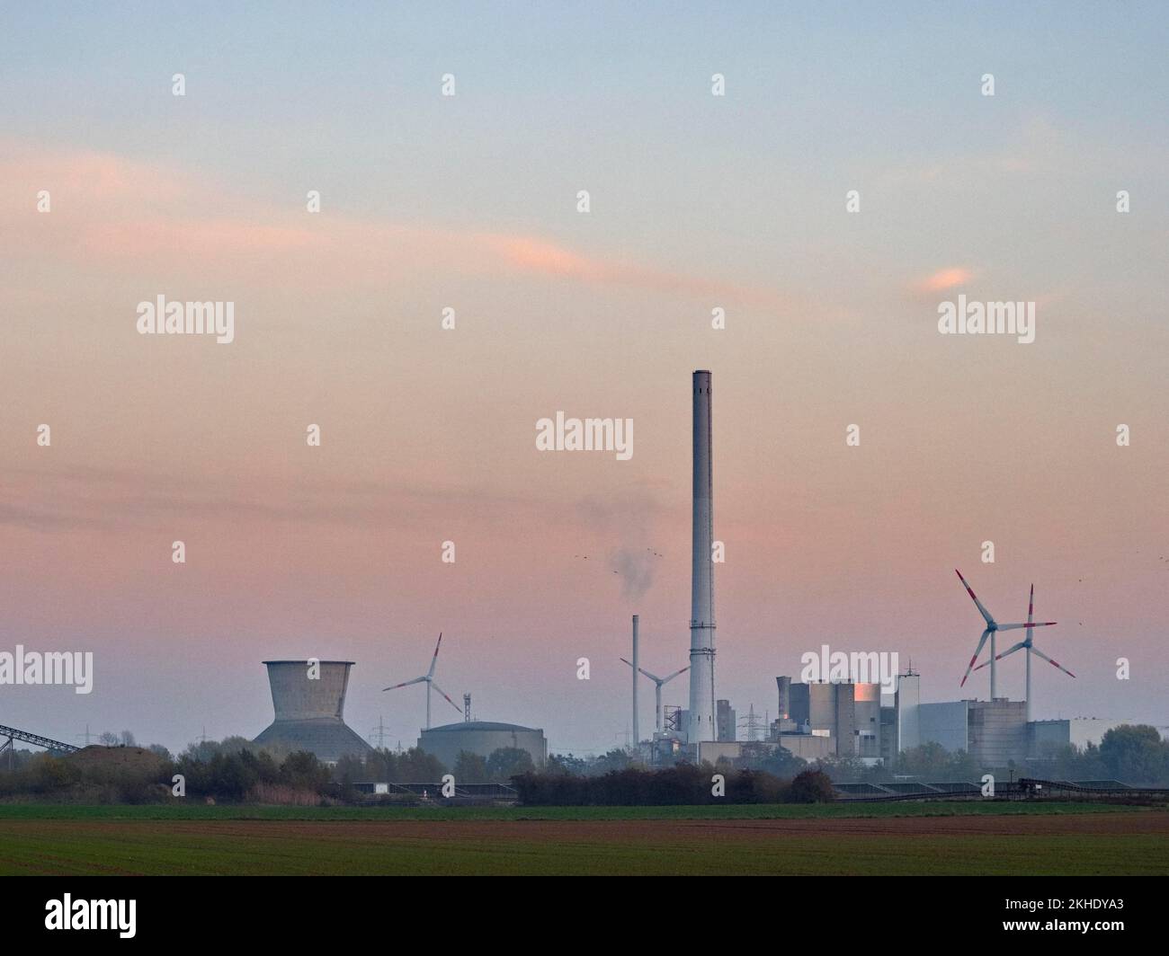 The Robert Frank power plant in Landesbergen, a natural gas and steam ...
