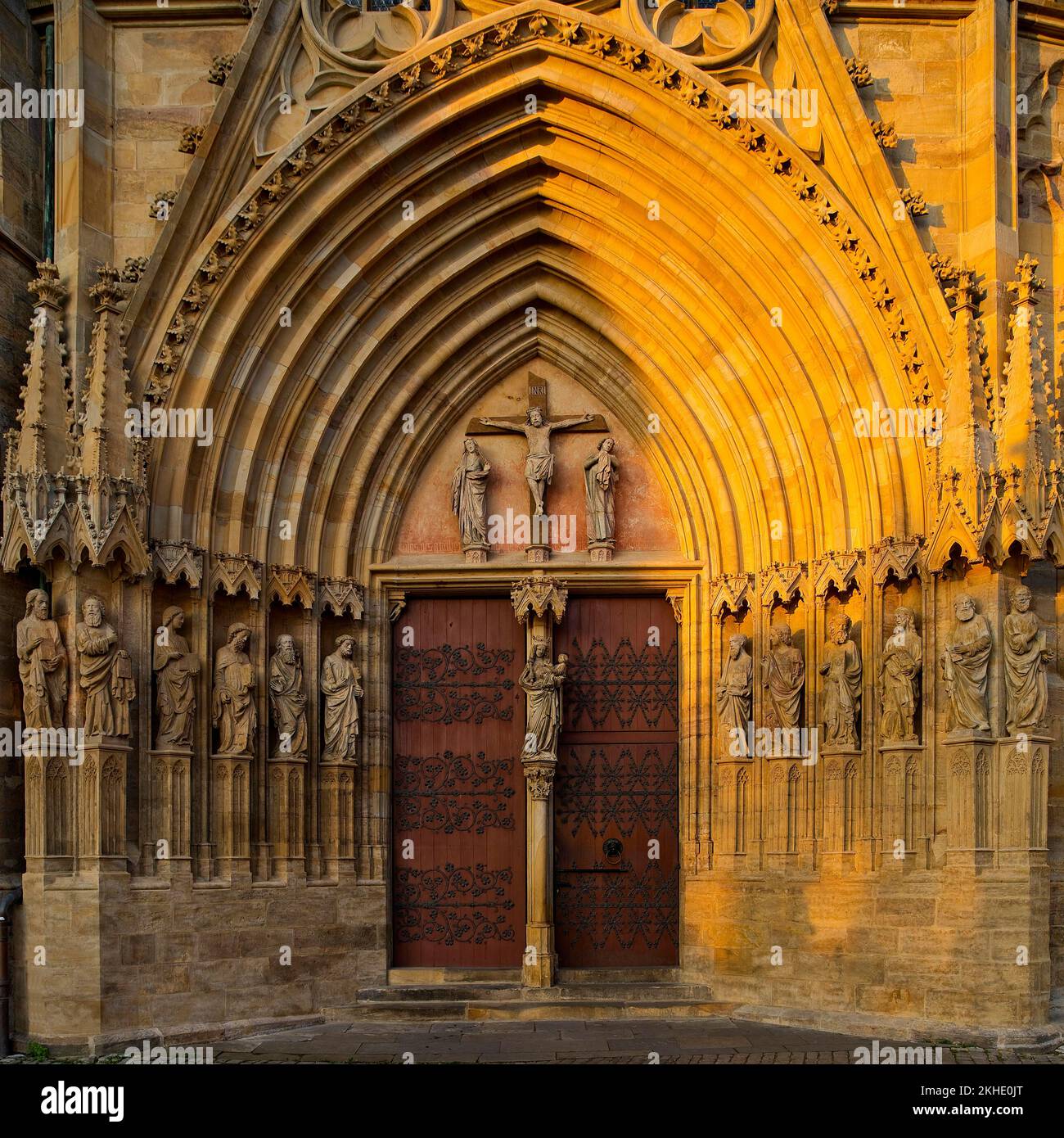 Triangle portal with the twelve apostles, main entrance of Erfurt ...