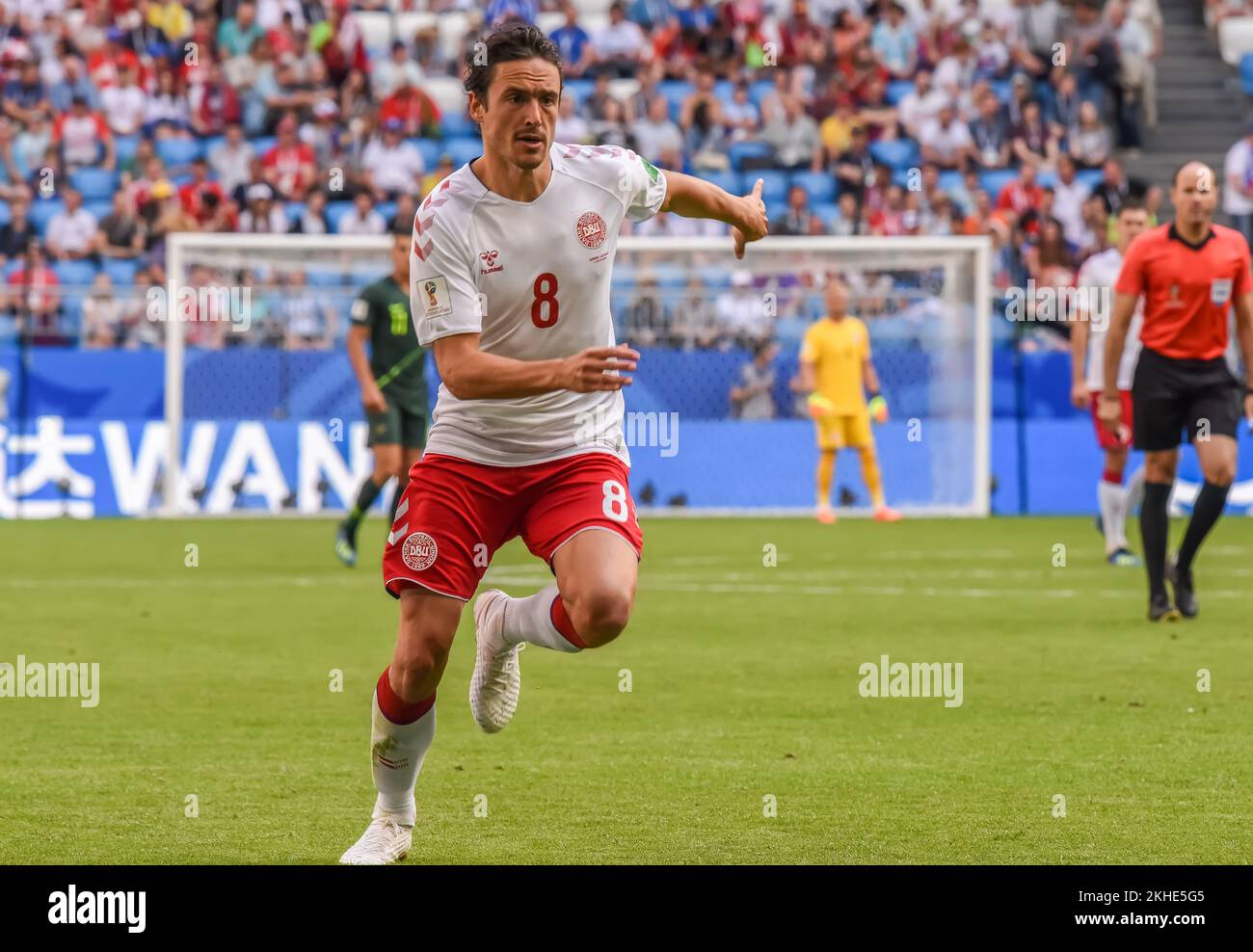 Thomas delaney footballer hi-res stock photography and images - Alamy