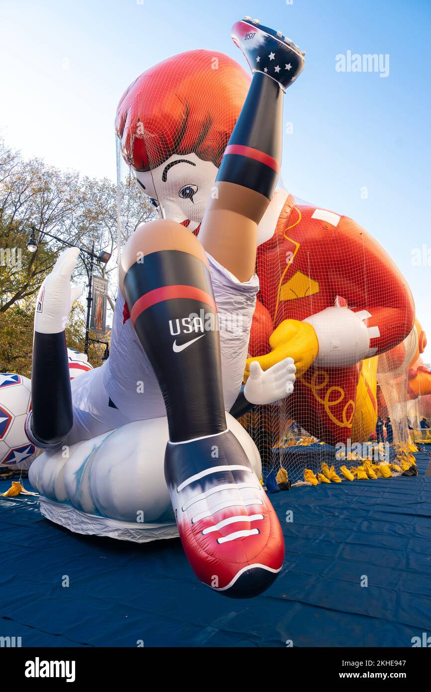 Ronald McDonald balloon looking down on US Mens National Soccer Team ...
