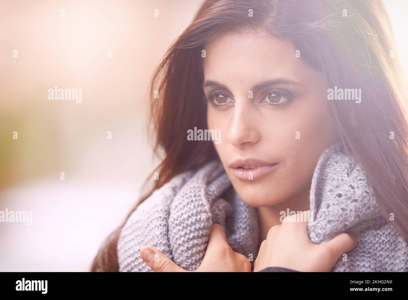 Beautiful winter model woman hi-res stock photography and images - Alamy