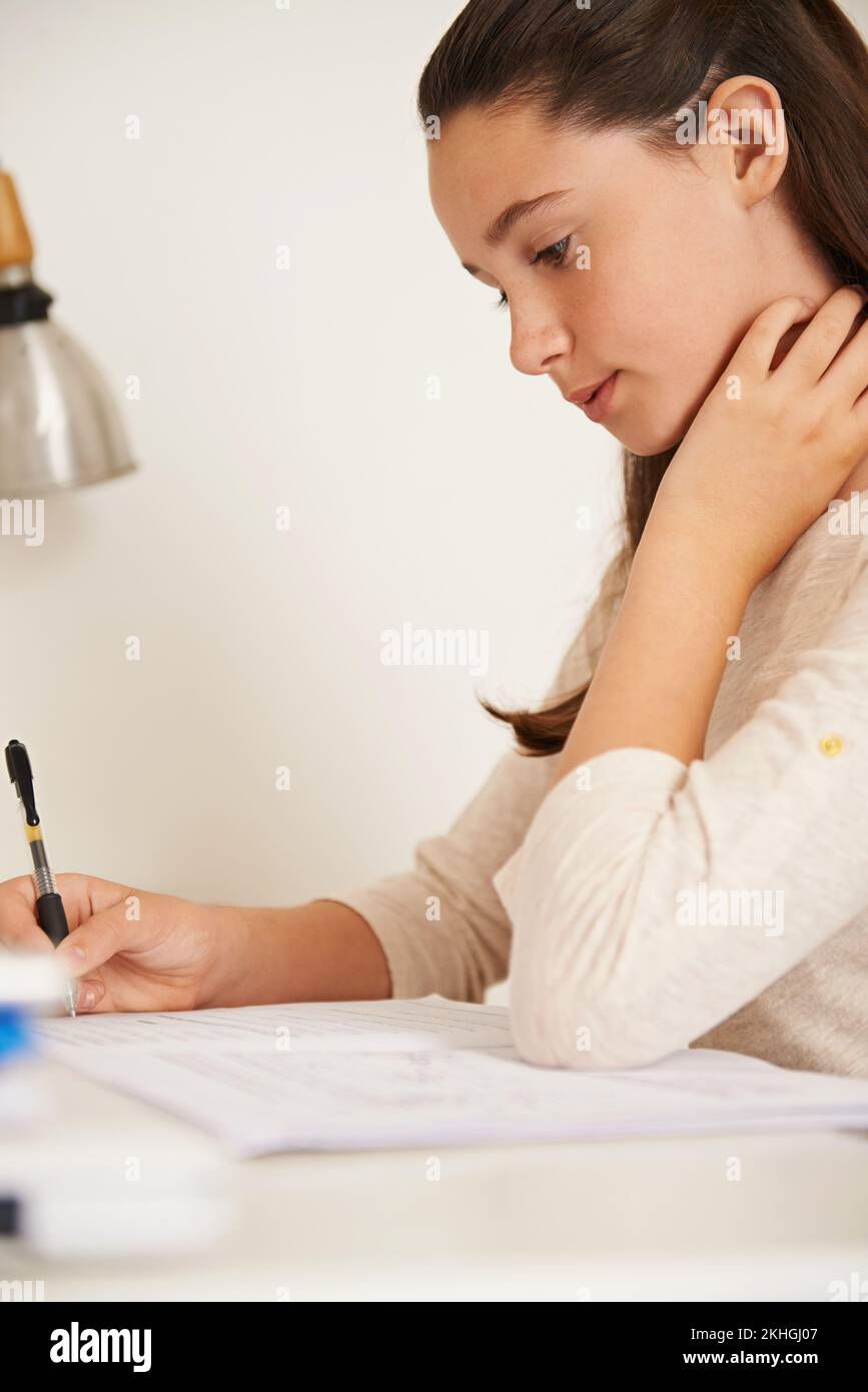 Person trying to remember hi-res stock photography and images - Alamy
