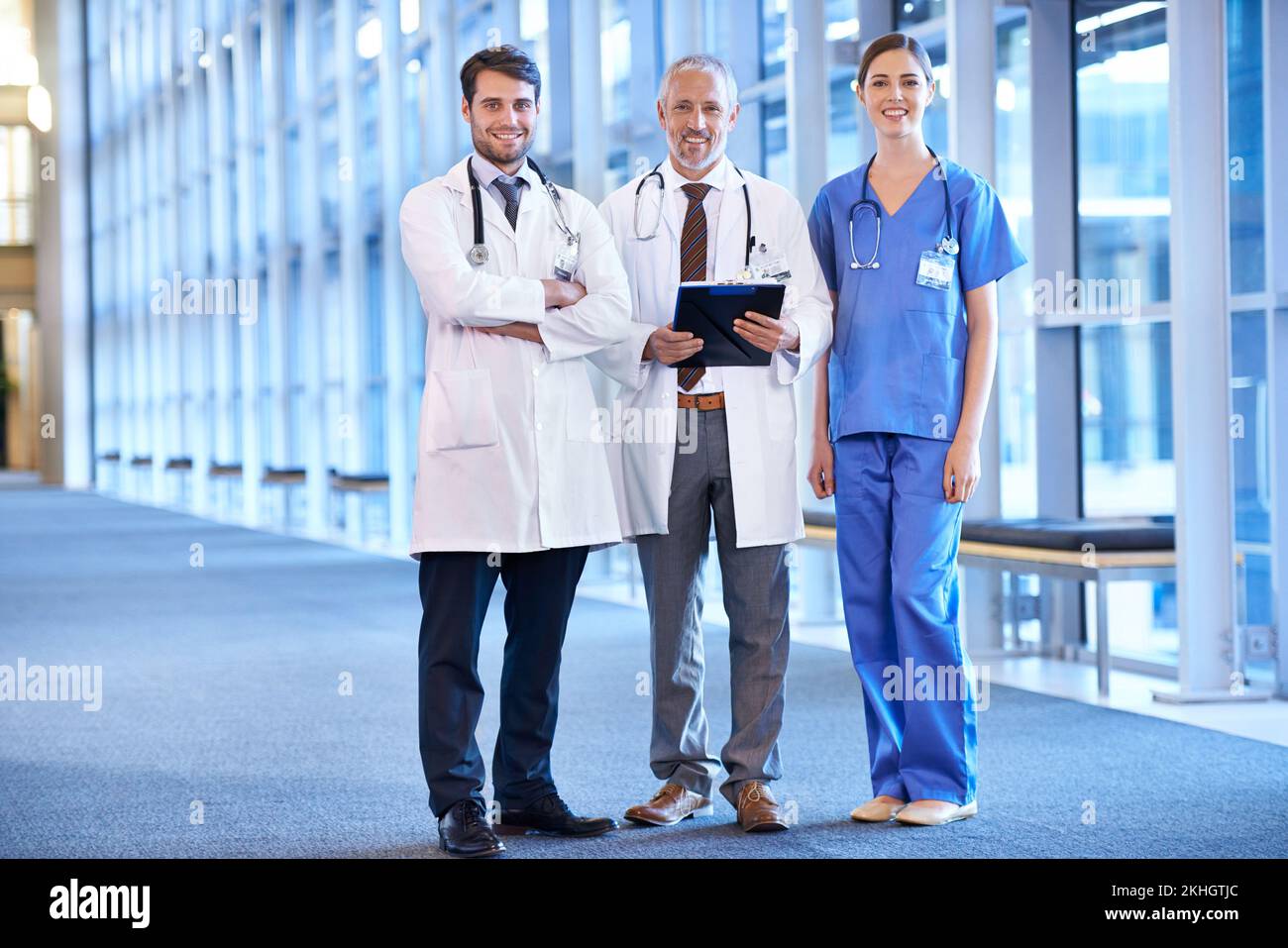 Hospital assistant hi-res stock photography and images - Alamy