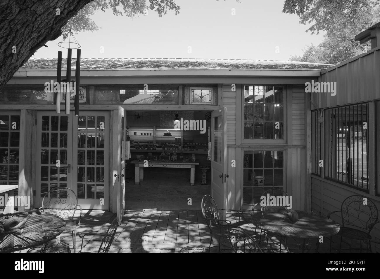 Indoor luxury architecture Black and White Stock Photos & Images - Alamy