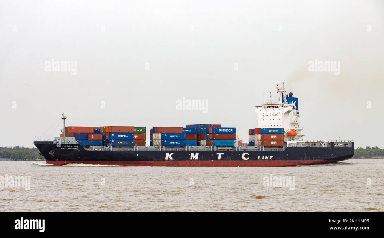 SAMUT PRAKAN, THAILAND, JUNE 01 2022, The Container Ship KMTC INCHEON ...
