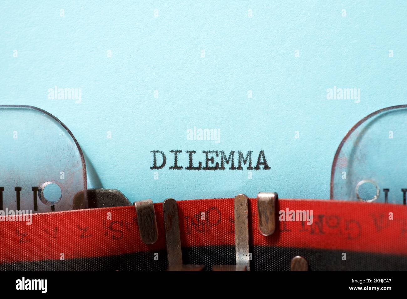 What does dilemma mean in the dictionary
