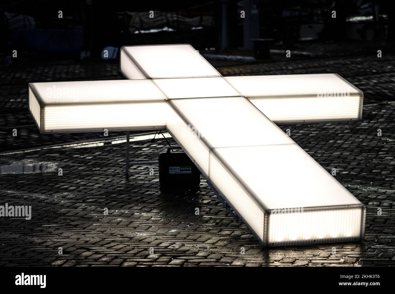 HARLINGEN - The characteristic white cross of music spectacle The ...