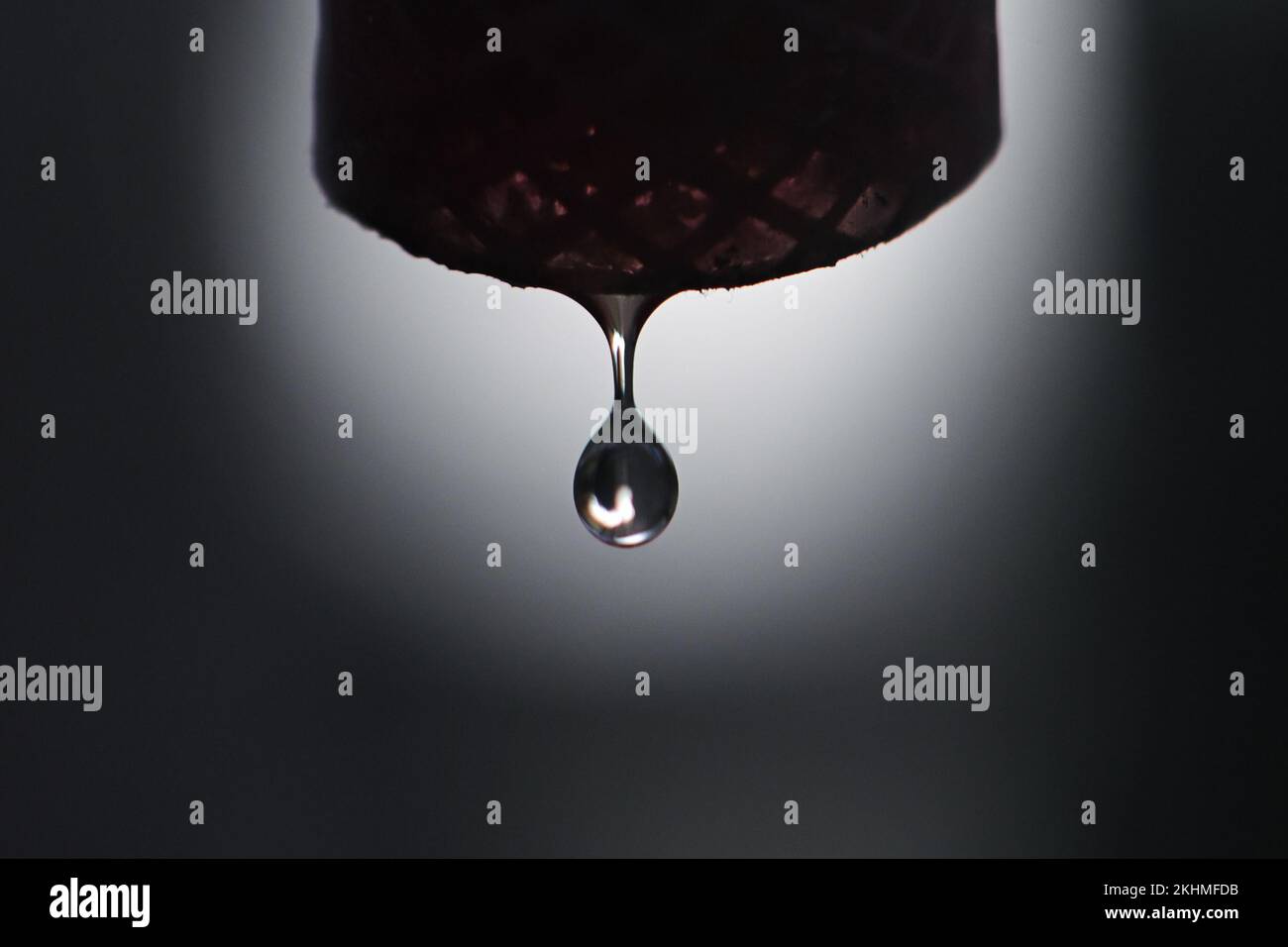 PRODUCTION - 22 November 2022, Hessen, Frankfurt/Main: Groundwater ...