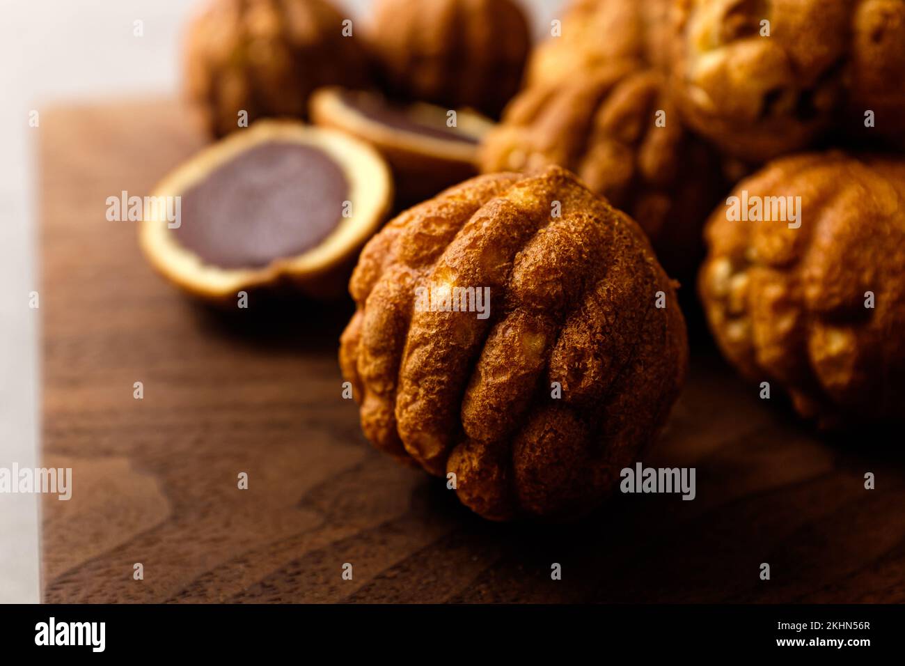 Walnuts paste hi-res stock photography and images - Alamy