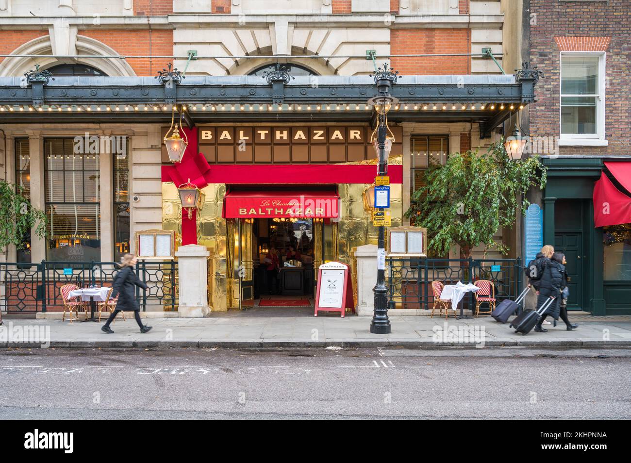 Balthazar french restaurant london hi-res stock photography and images ...