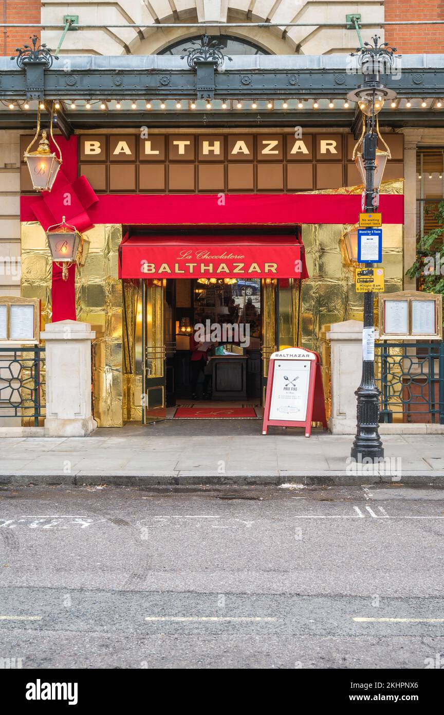 Balthazar french restaurant london hi-res stock photography and images ...