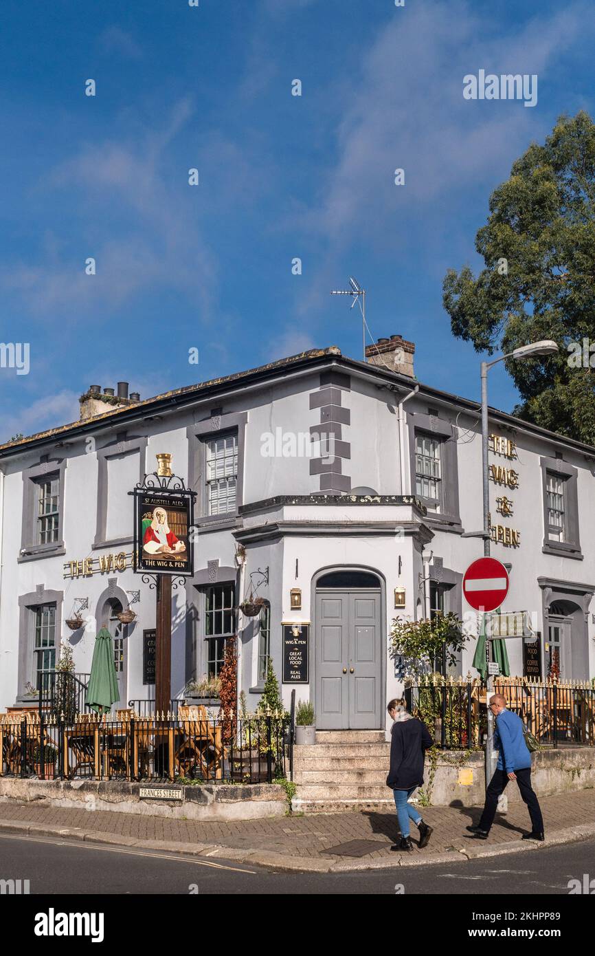 Wig and pen hi-res stock photography and images - Alamy