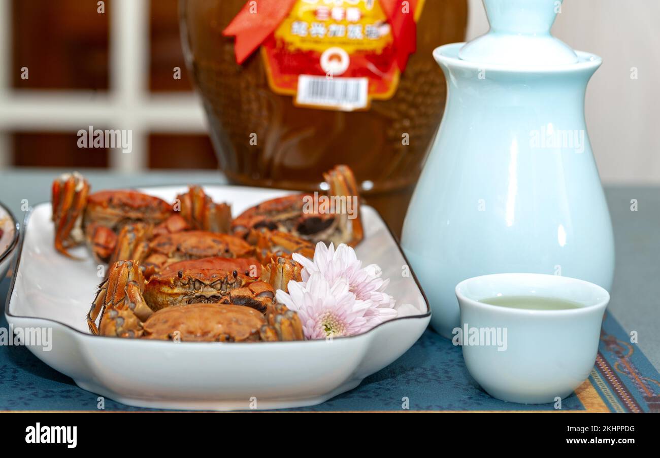 These unlocated photos show the traditional famous dishes of Jiangnan ...