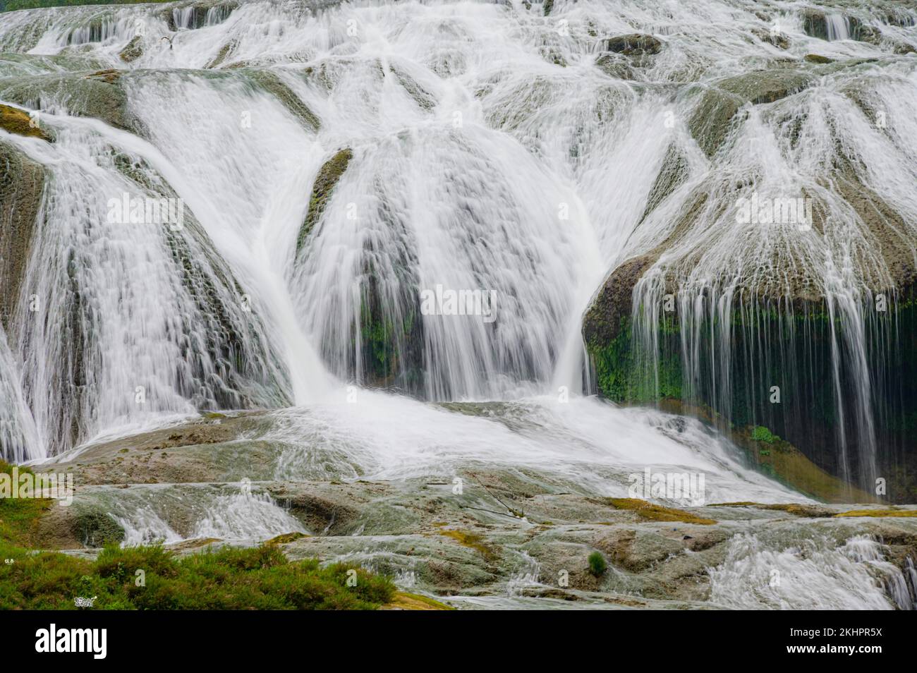The early winter views of the Huangguoshu Waterfall in Anshun City ...