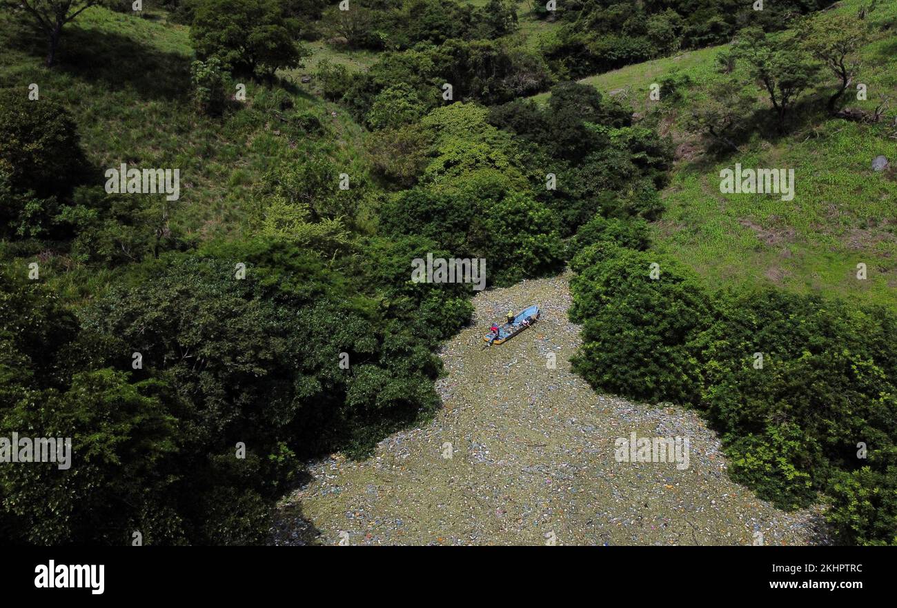 Cerron grande hi-res stock photography and images - Alamy