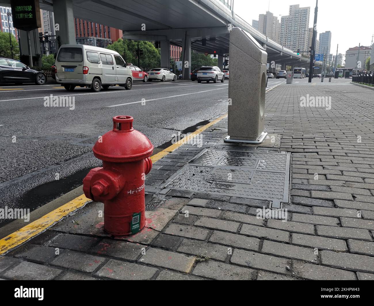 Fire hydrants with photovoltaic solar panels were seen on the streets ...