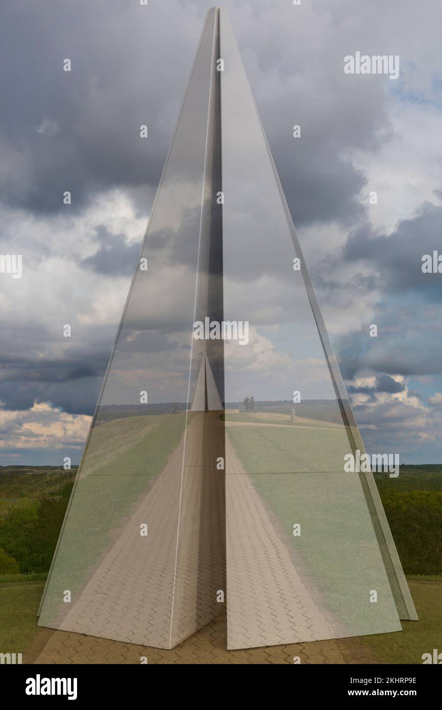 Mk light pyramid hi-res stock photography and images - Alamy