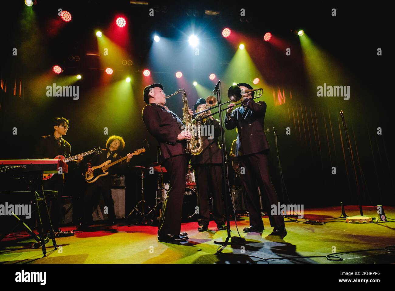 Shimon mukai hi-res stock photography and images - Alamy