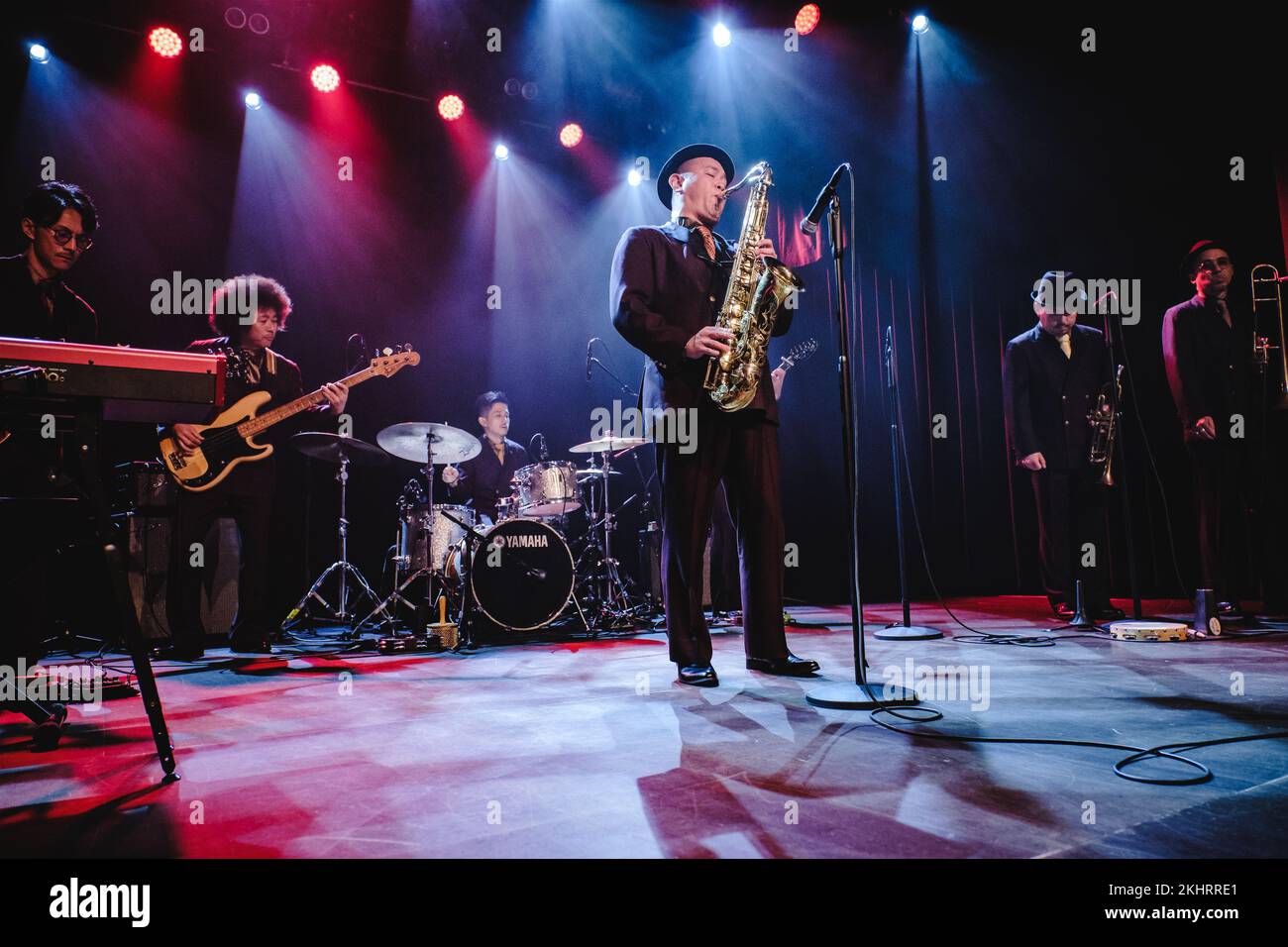 Shimon mukai hi-res stock photography and images - Alamy